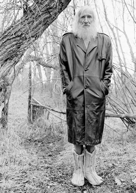 Black and White Magazine Publishes Photo of Walter Chappell - Joni ...